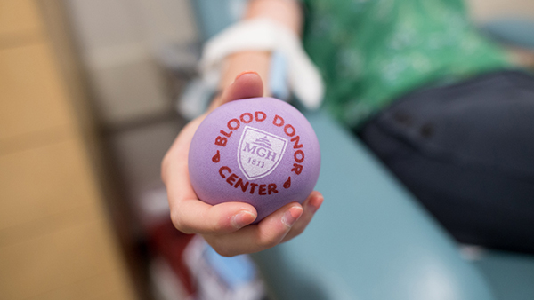 The Kraft Family Blood Donor Center | Massachusetts General Hospital